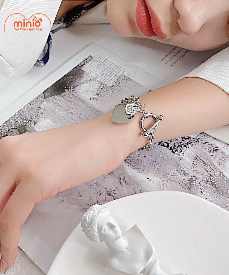 Lắc tay tim cài đính đá – Minio